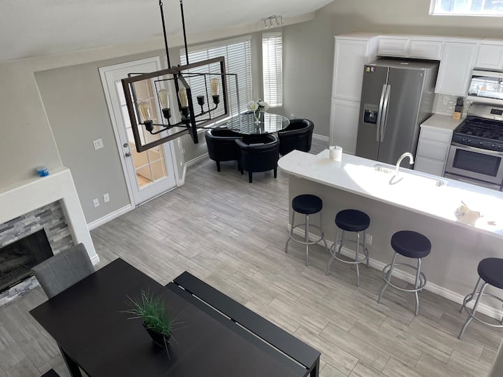 Perfect For Kids & Pets: 15 Min To Las Vegas Blvd. - Henderson, NV