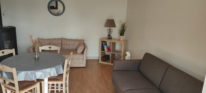 Maisonnette 46m2, 4 Couchages, Parking Gratuit - Poitiers