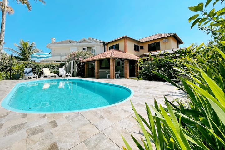 Casa Com Piscina A 400m Do Mar Em Jurere Int. - Florianópolis