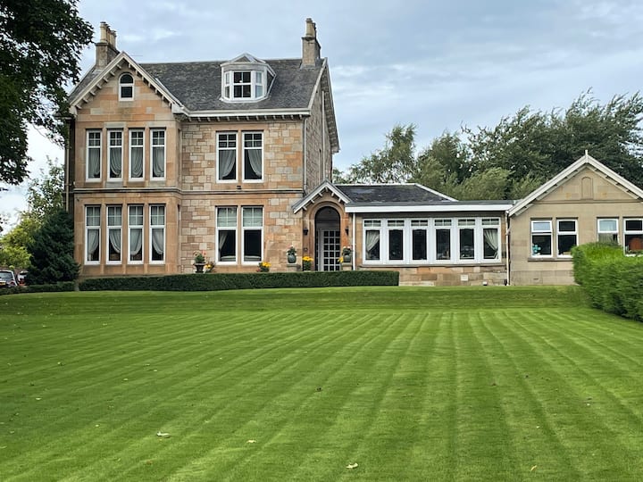 Glasgow's Finest 5  Bedroom Edwardian Villa - Glasgow
