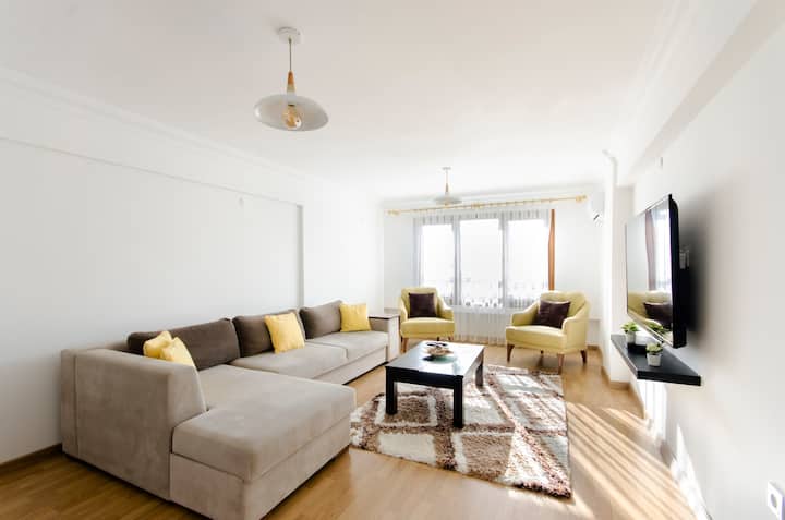 Heart Of The City & Spacey & Comfortable & Cosy - Izmir