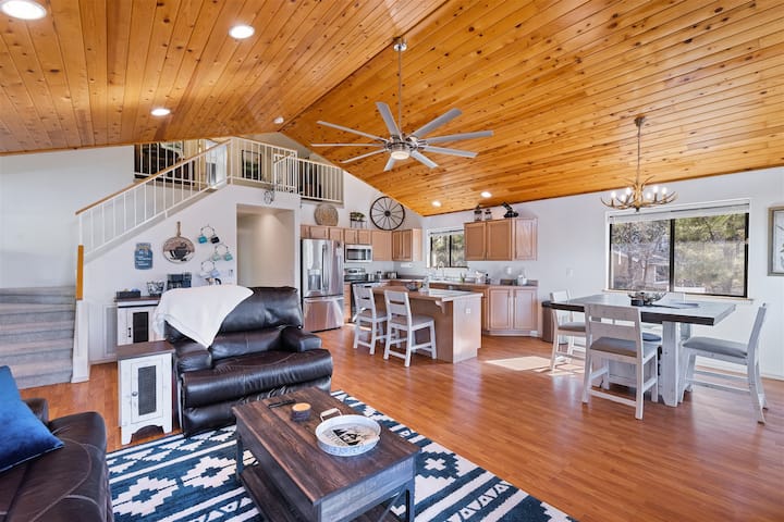 Cozy Cabin In The Pines - Pinetop-Lakeside, AZ