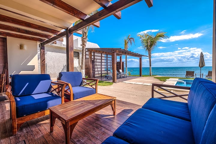 New Dazzling Ground Floor Condo With Pool & Beach! - Akumal