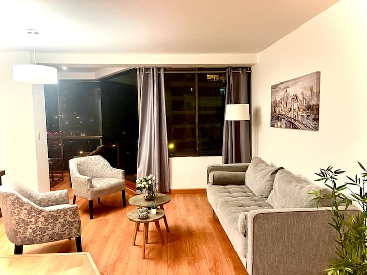 Departamento Completo En El Corazón De Miraflores - Lima
