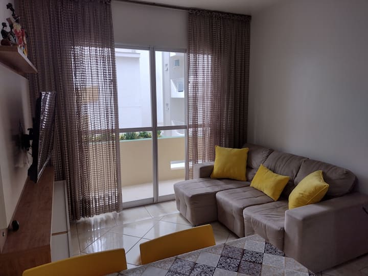 Apartamento Aconchegante Na Quadra Do Mar - Centro - Balneário Camboriú