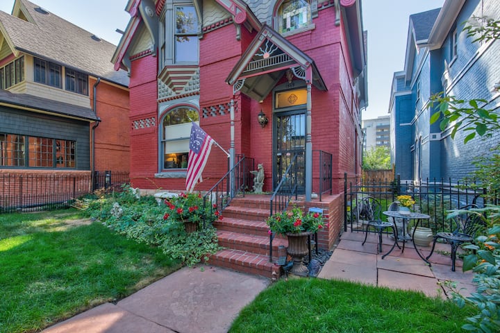 The High St. Speakeasy- Historic Downtown Landmark - Denver, CO