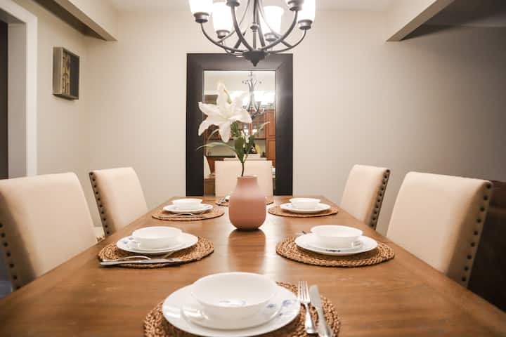 Corner House Spacious 3 Bedrooms Retreat In Notl - Niagara-on-the-Lake