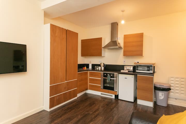 Lyd*functional*clean*wifi*close2city*4 Studios* - Leicester