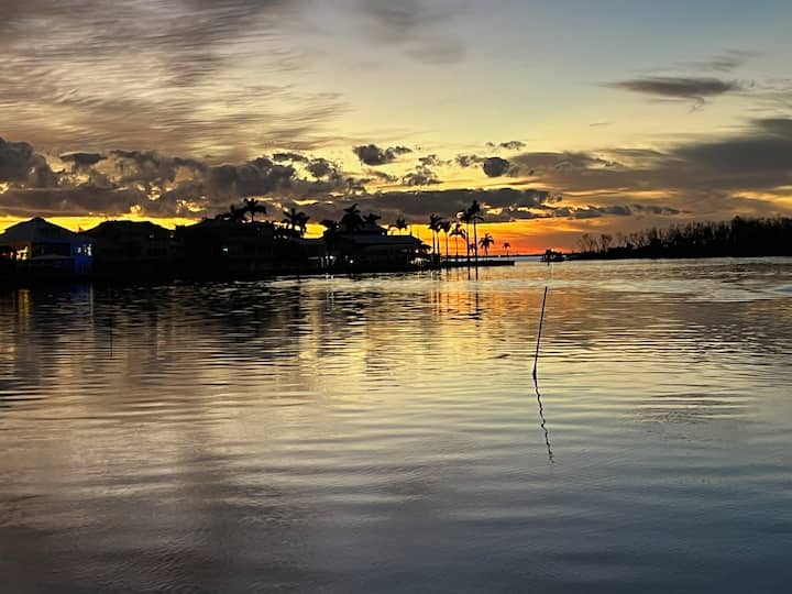 Prvt Floating Bungalo! Georgeous Views 2bed 1bath! - Fort Myers Beach, FL