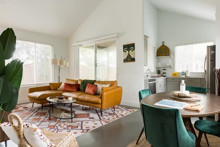 Private Live/work Oasis | 3mi From Dt - Austin, TX