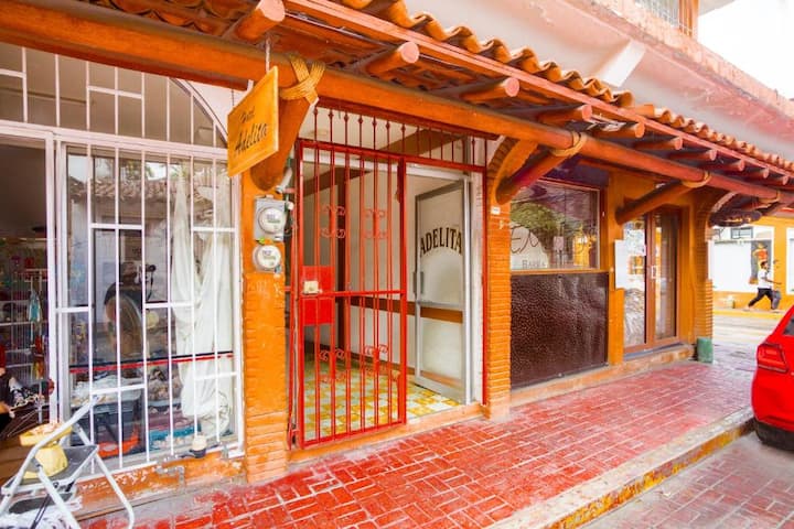 Hotel Adelita - Gran Ubicación Cerca De Playa - Zihuatanejo