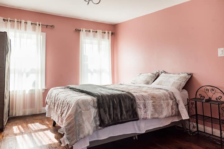 Gorgeous Room, Near Umb & Convention Center,has Tv - Baltimore, MD