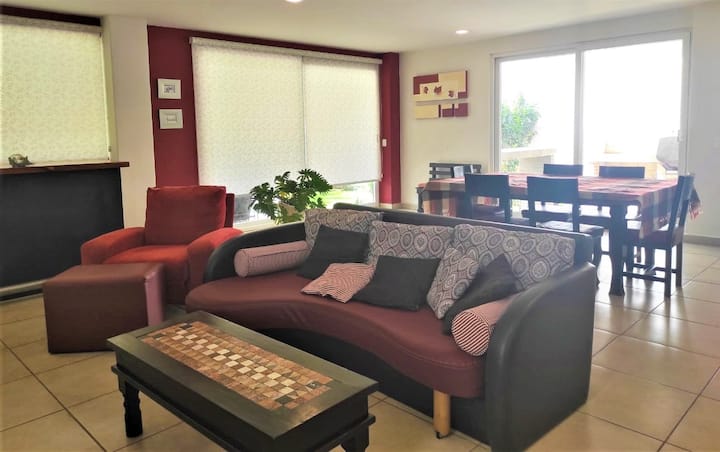 Fresh And Luxurious House W/garden, 4brs, 2.5 Bts - San Pedro Cholula