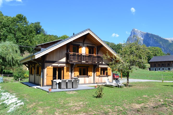 Chalet De 120 M² Pouvant Accueillir 8 Personnes - Morillon
