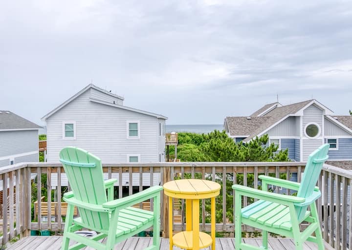 Semi-oceanfront Beauty And The Beach - Corolla, NC