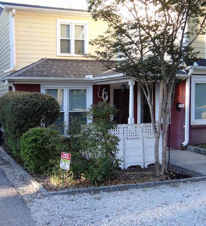 Charming, Historic, Quirky, Cozy 1 Br+ - Greenville, SC