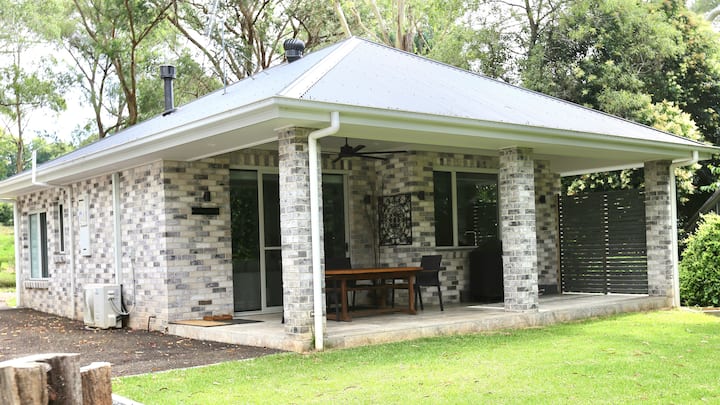Self Contained Cottage In Bowral With Fireplace - Southern Highlands