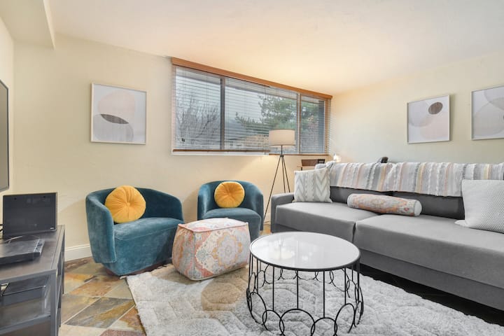 Walk To Main Street, Skiing, Hiking! 1 Bedroom - Park City, UT