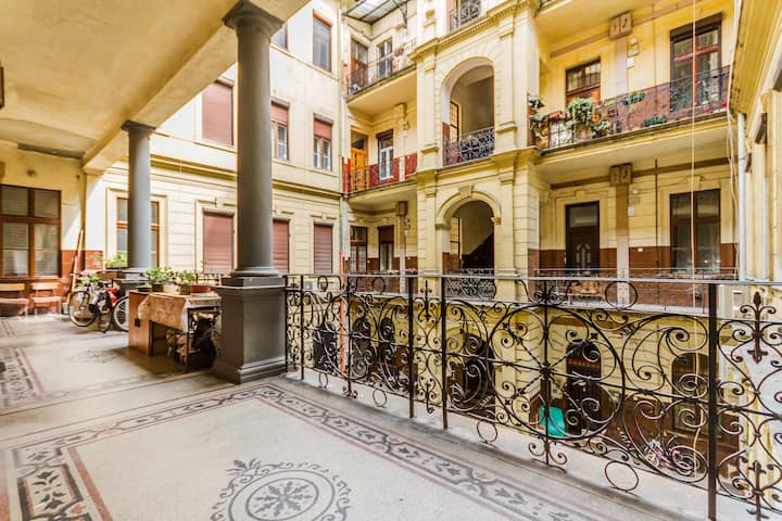 W17cozy Apt. Cleaned By The Owner - Budapest