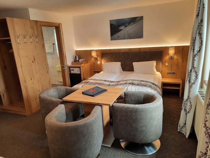 Hotel Viktoria Garni/ Zimmer - Saint Anton am Arlberg