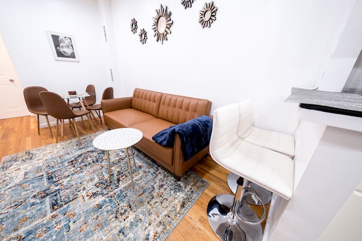 ★ Renovated 2 Br W/private Backyard Patio & Bbq ★ - New York