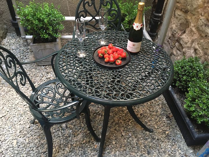 Modern Central St Andrews Flat Private Courtyard - Saint Andrews