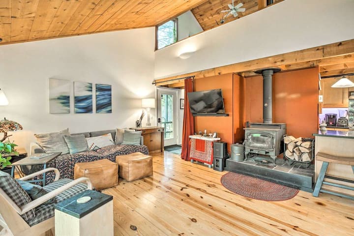 Woodstock Sanctuary | Spa, Sauna & Walk To Town - Woodstock
