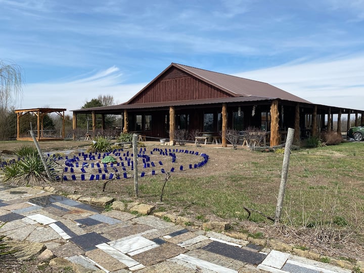 Beautiful Private Getaway! - Farmington, MO
