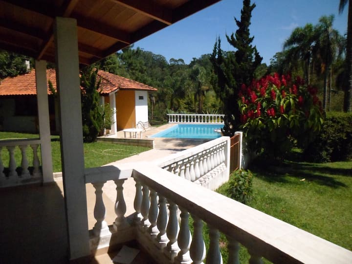 Aluga-se Chácara Para Finais De Semana E Feriados - Cotia