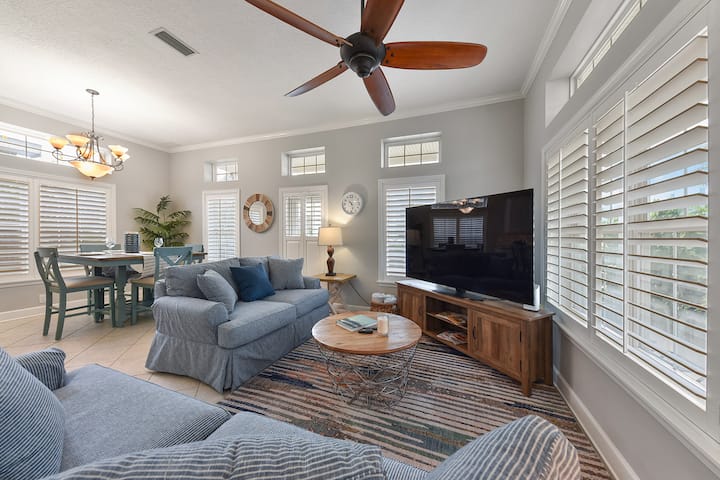 Beautiful Home In Jacksonville Beach! - Ponte Vedra Beach, FL
