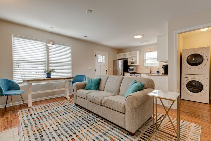 Upscale 1br Pet+ Monthly Near Everything Gvl - Paris Mountain State Park, Greenville