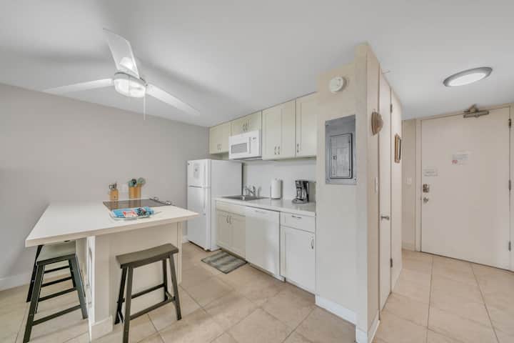 Beachfront Special With Ac! - Mālaekahana State Recreation Area, Laie