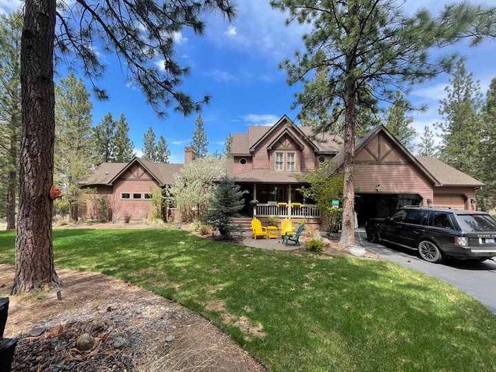 Large Family Home On Awbrey Butte With Everything - Bend, OR
