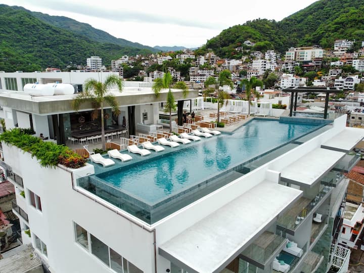 Amazing Condo In Pv's Romantic Zone Best Building - Puerto Vallarta