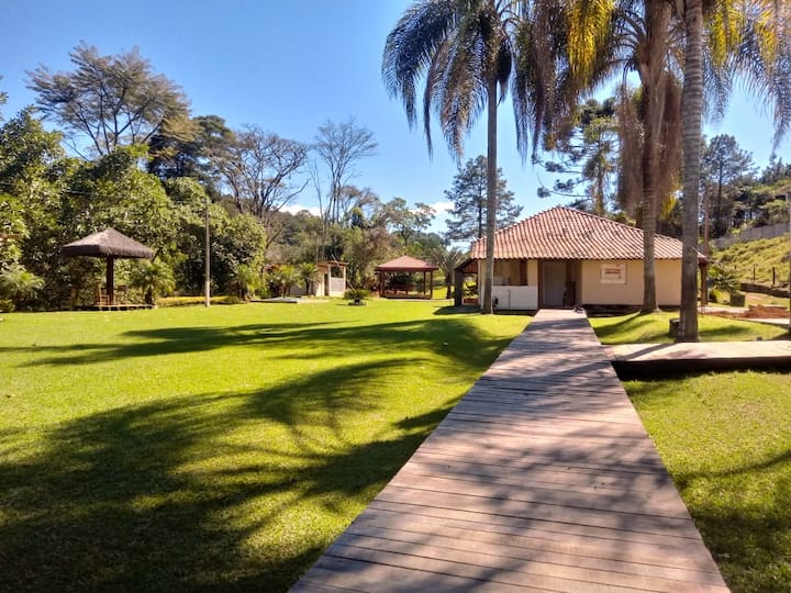 Sitio Lar Dos Anjos
Com Toda Comodidade Q Vc Quer - Arujá