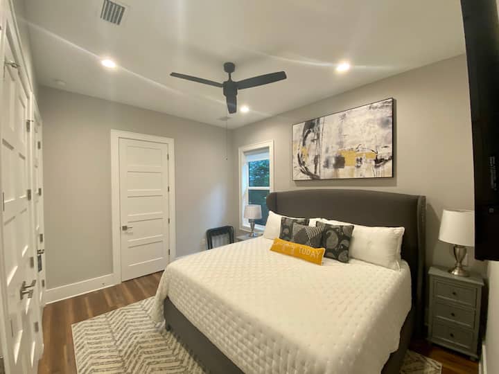 (2)bayfront Bedroom Only W/ Attached Bath-suite #2 - Miramar Beach, FL