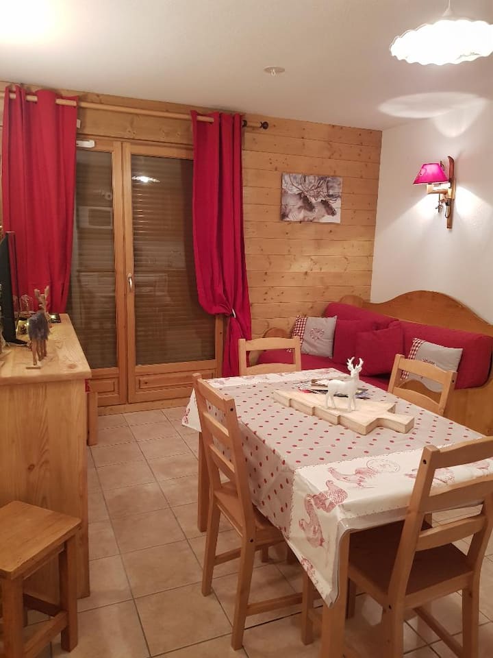 Appartement La Giettaz
De 4 A 6 Personnes - La Giettaz
