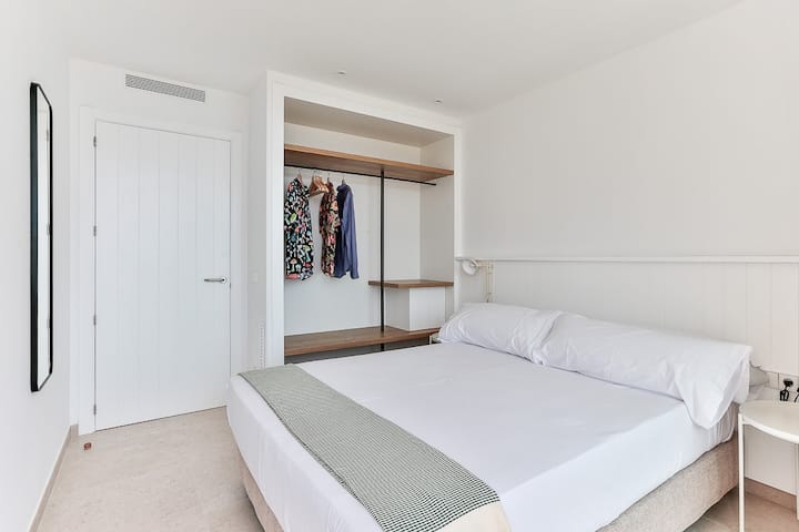 Appartement 1 Chambre Vue Partielle Sur La Mer - Roses