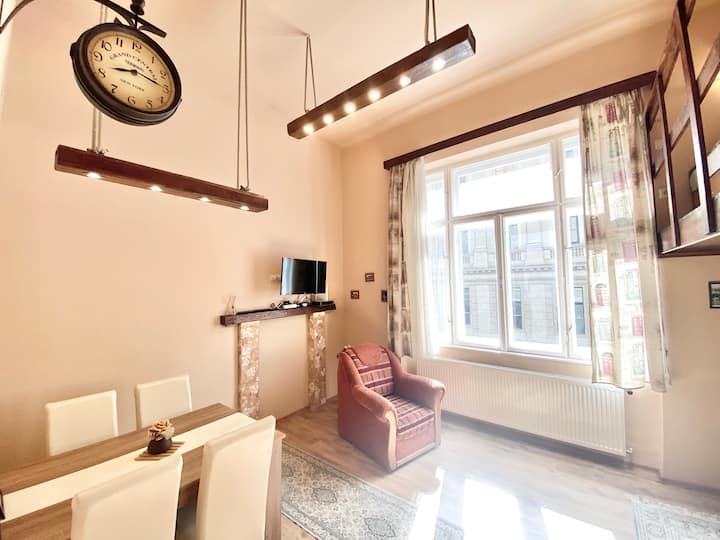 Buda Castle Studio Apartment - Budapest