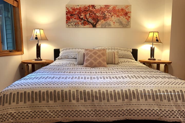 Comfortable And Spacious Guest House In New Paltz - New Paltz, NY