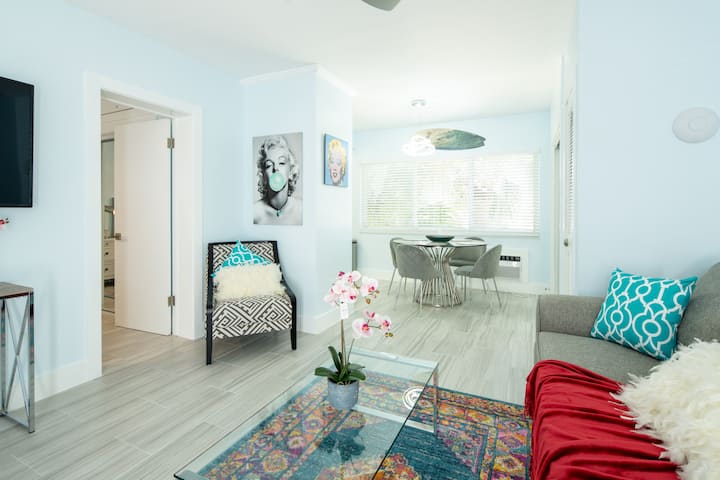 New Beachfront 1 Br Condo-steps 2 Beach (5) - Hollywood, FL