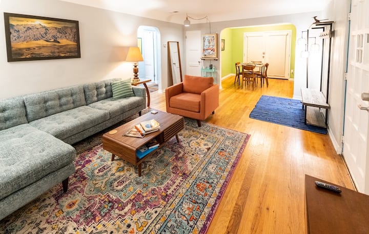 Non-toxic 2 Br W/ Fast Wi-fi & Full Kitchen - Albuquerque