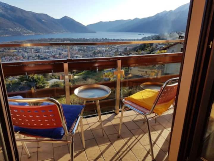 Appartamento Azzurro Mit 180° Panoramasicht - Orselina
