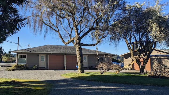 Bay Cove Cottage B - Shore Acres State Park, Coos Bay
