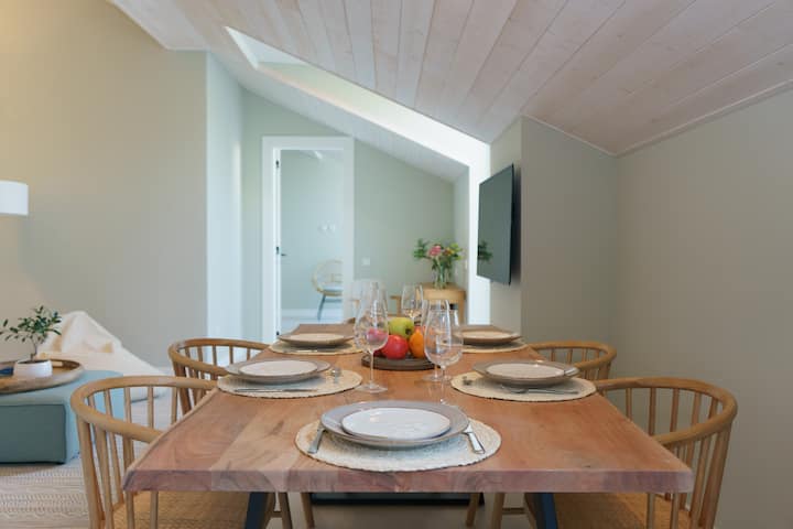 Serviced One Bedroom With Mezzanine - Pool - Lagos