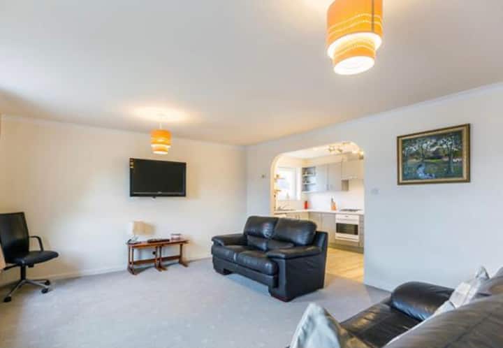 Lovely 1 Bedroom Apartment In Beautiful Marina - Dunoon