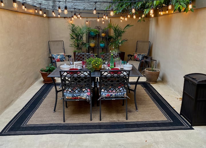 Authentic 4 Br Philly Home Near Temple & Downtown - Philadelphia, PA