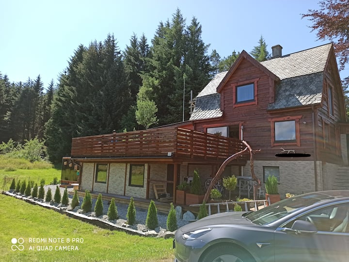 Trivelig Hytte På Ein Rolig Område Med Stamp - Austevoll