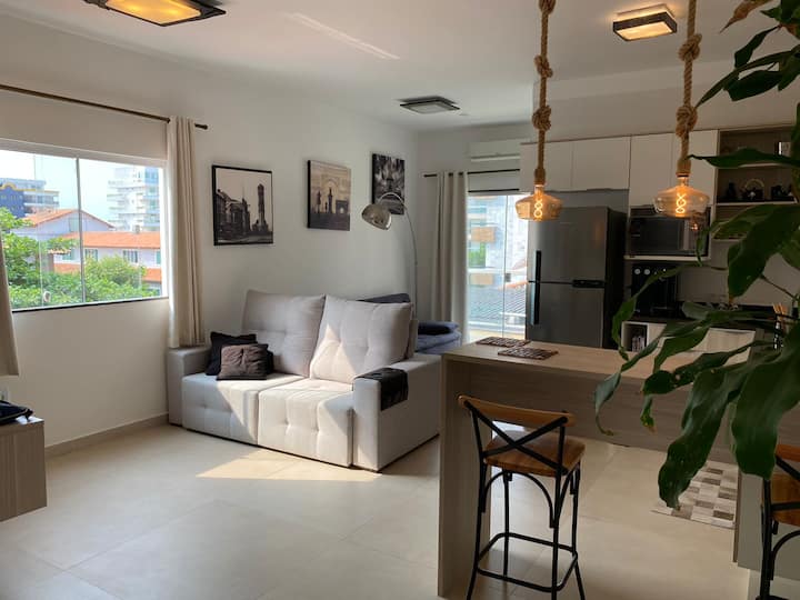 Lindo Apartamento Com Jacuzzi A 500m Da Praia - Cabo Frio