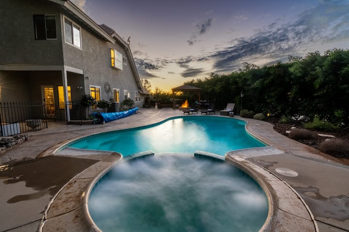 Villa Oasis Near Mission Inn/ucr - Pool & Spa+bbq - Riverside, CA